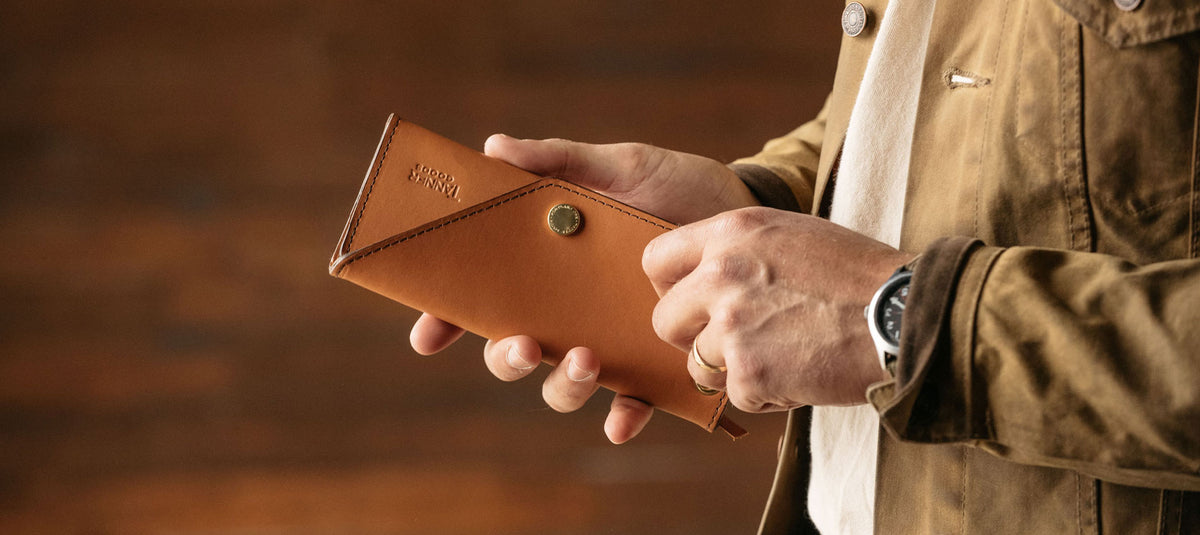 Workman Wallet - Saddle Tan | Made in USA | Tanner Goods